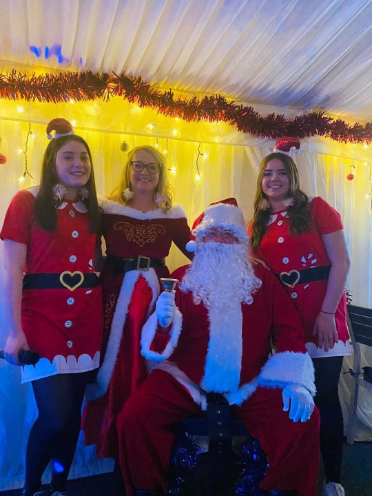 The Anchor Pub & Restaurant Little Paxton | Pub St. Neots | Book Online